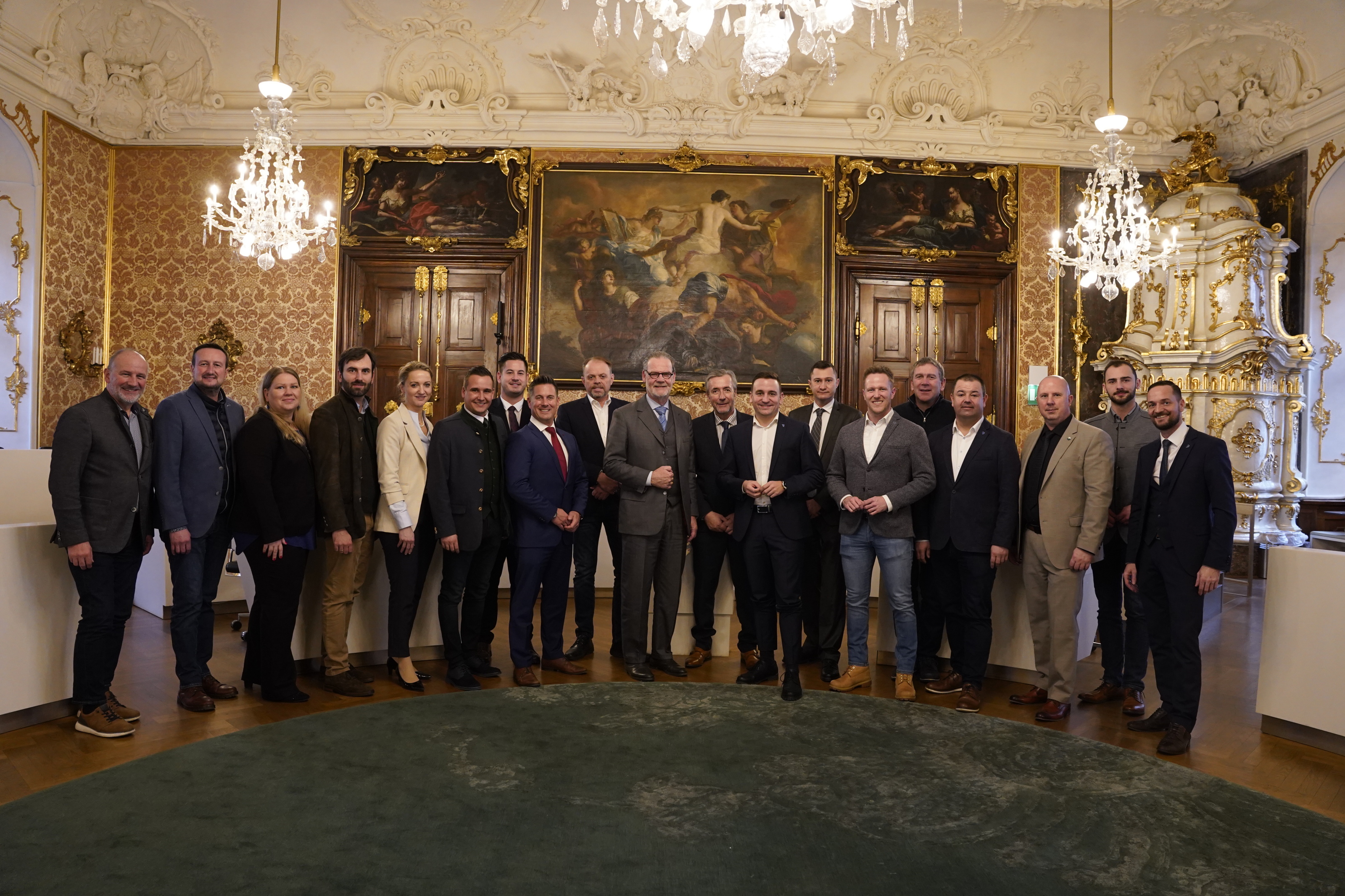 FPÖ Abgeordnete besichtigten neuen Arbeitsplatz - Landtag Steiermark ...